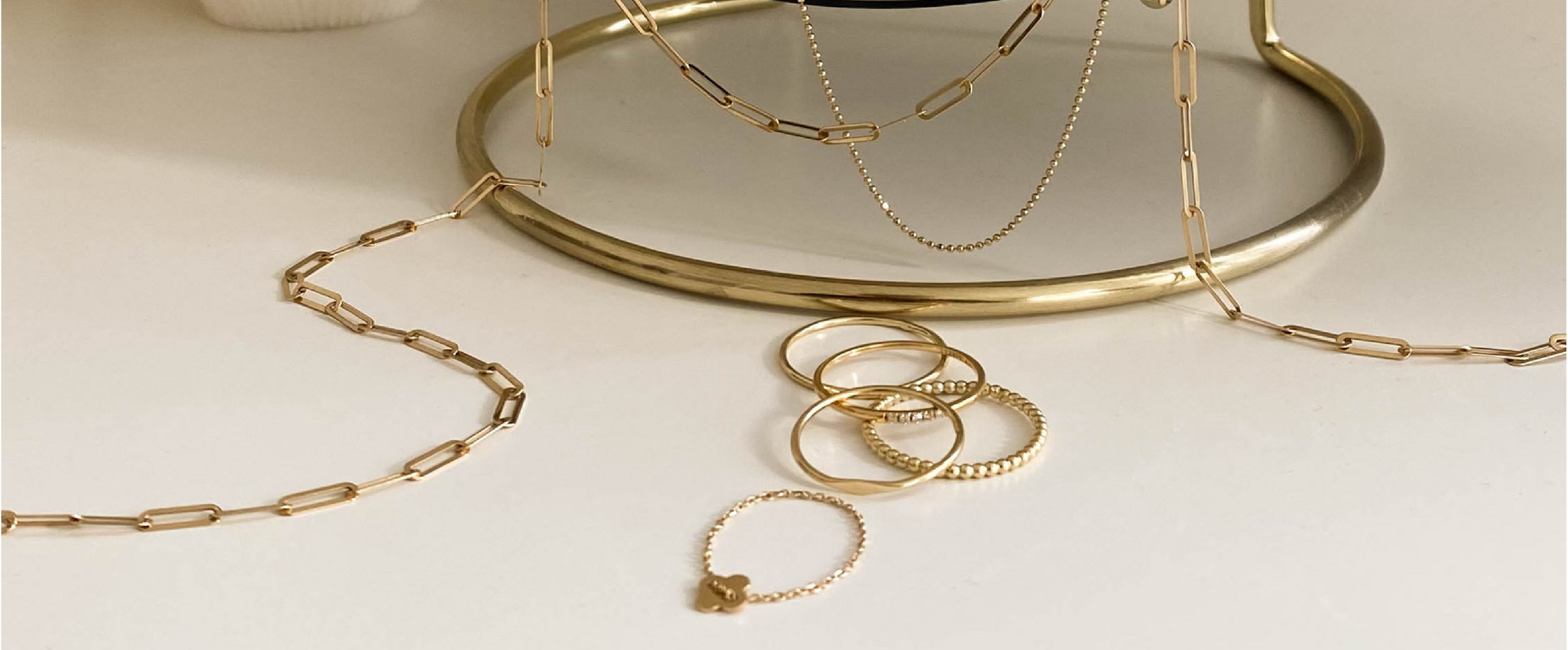 Grand Gestures – Koni Design Shop